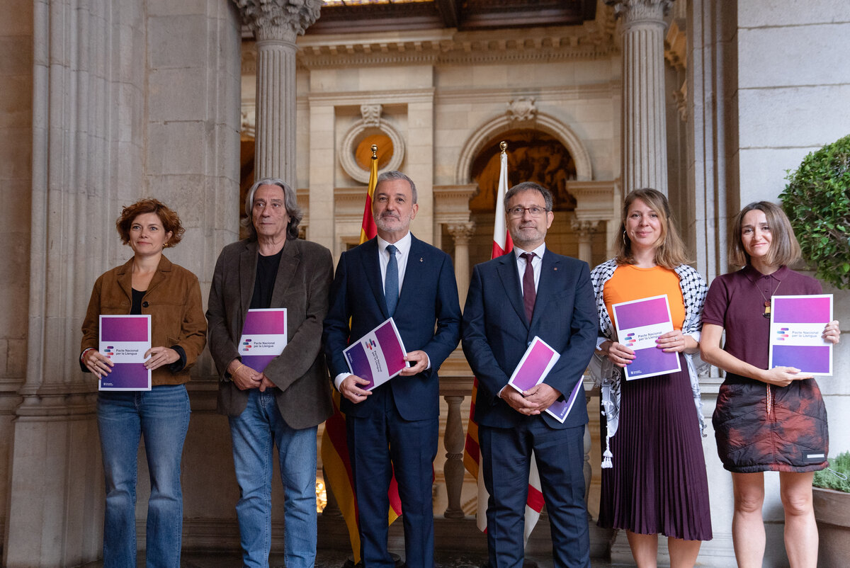 Barcelona s'adhereix al Pacte Nacional per la Llengua | L'estat actual ...