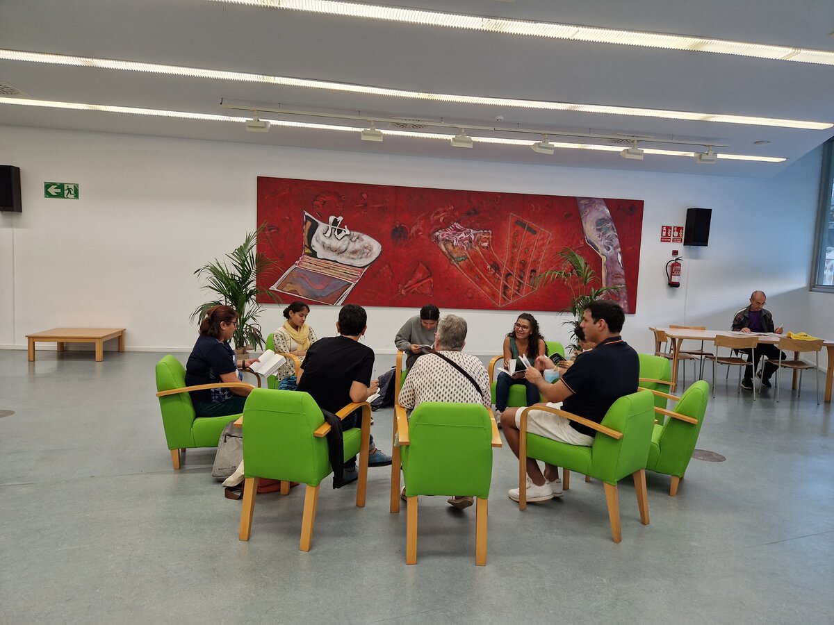 El foment de la lectura al CNL L’Heura | L'estat actual de la llengua catalana als diversos ...