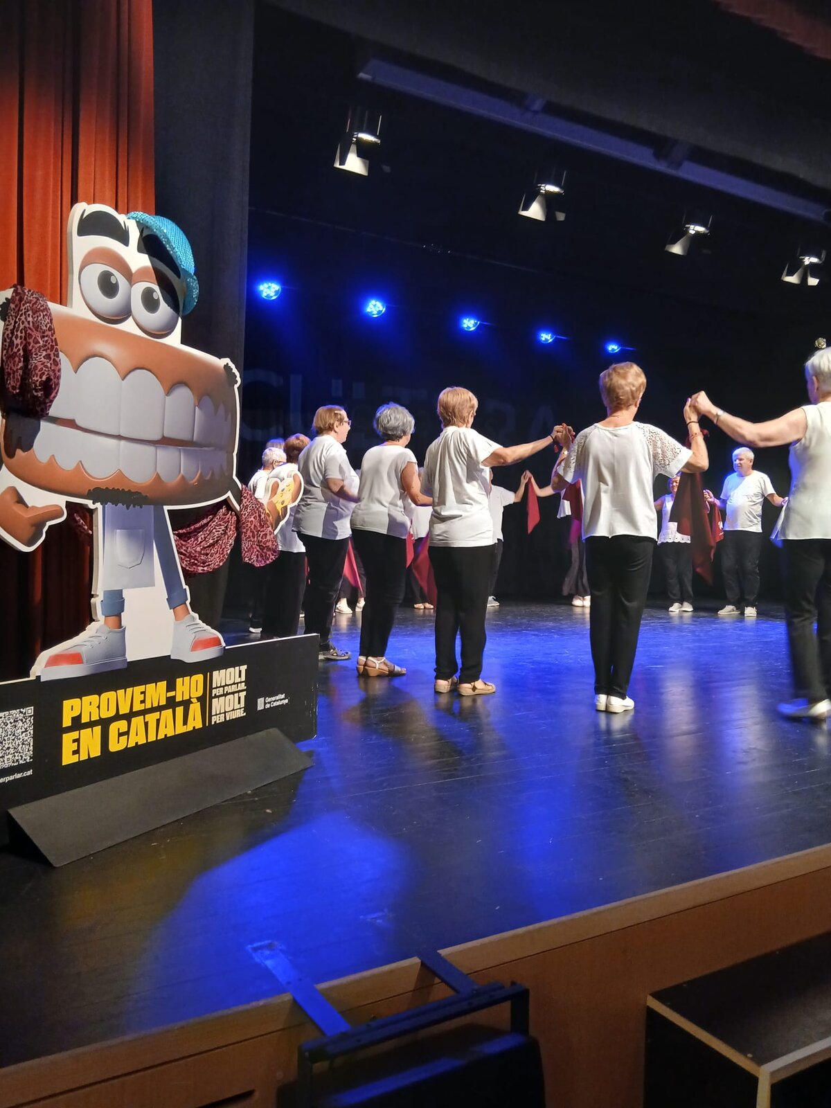 Final de curs al Casal de Cultura de Montornès amb la Queta | L'estat ...